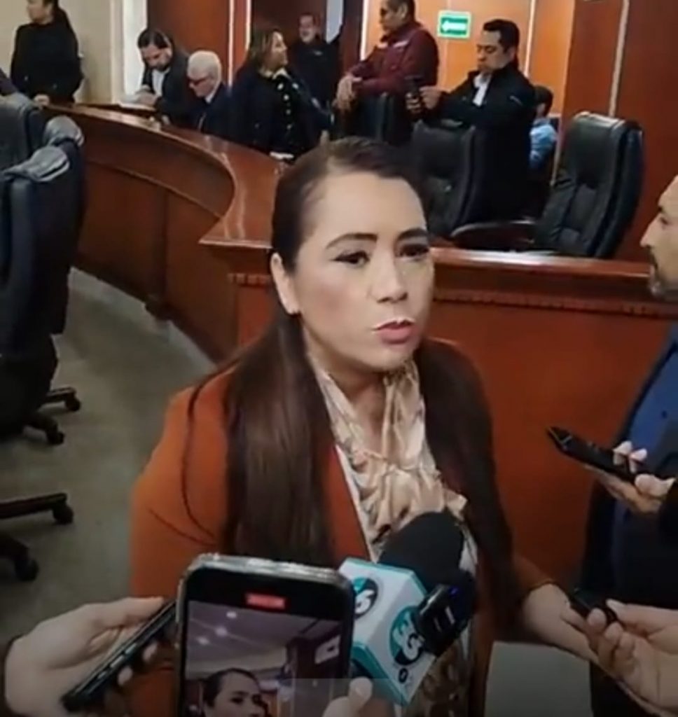 Pone Ang su trayectoria política como antecedente de transparencia ...